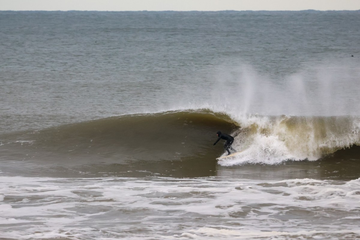 Story Behind the Shot: Frigid January surf – Alternate Rush